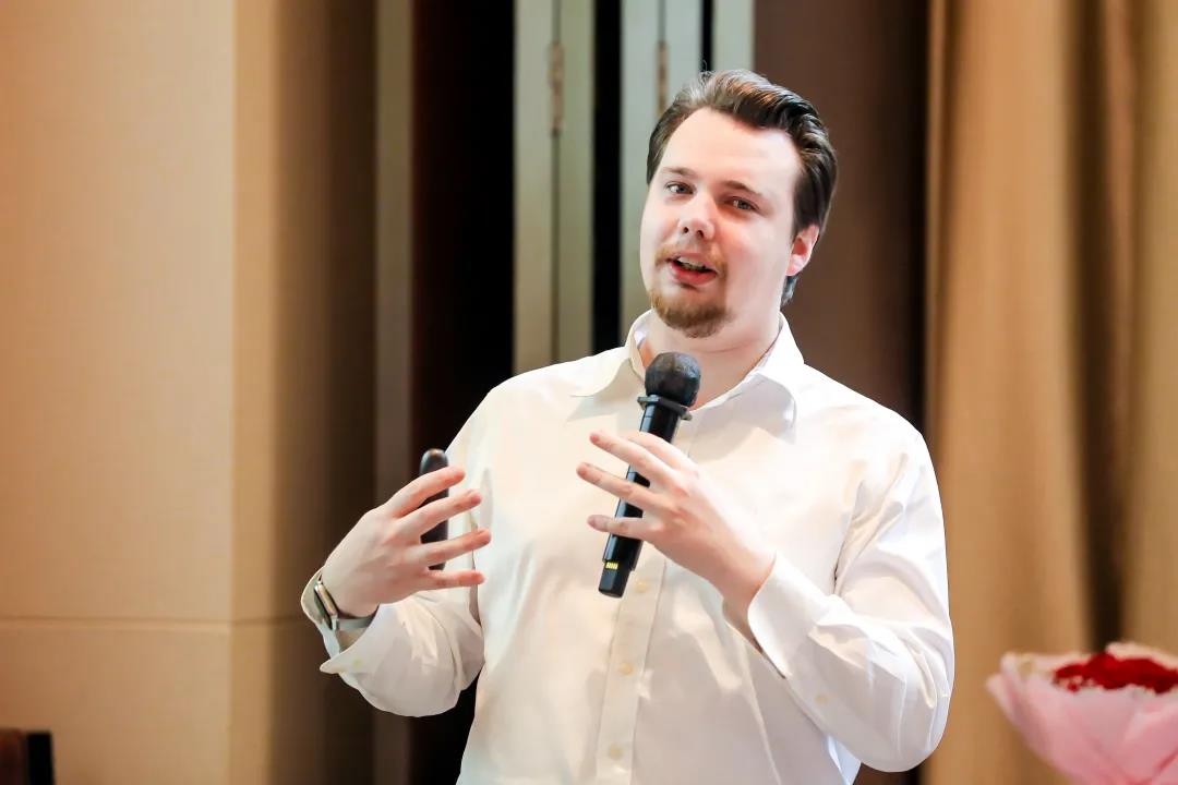 聚焦后疫情时代留学热点问题，“英国精英教育沙龙”圆满落幕_深圳新闻网