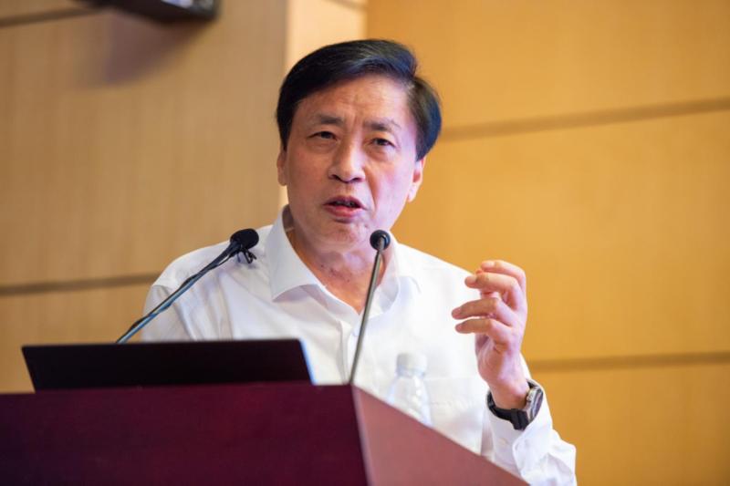 “创新创造来自平凡中的想象” 深大谢和平院士分享创新之道_深圳新闻网