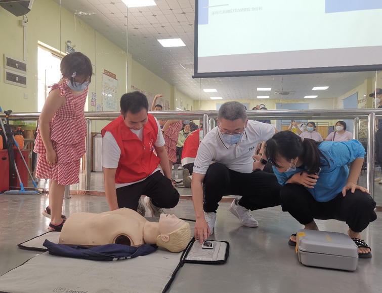 急救知识走进塘坑社区 提升施救自救能力_深圳新闻网